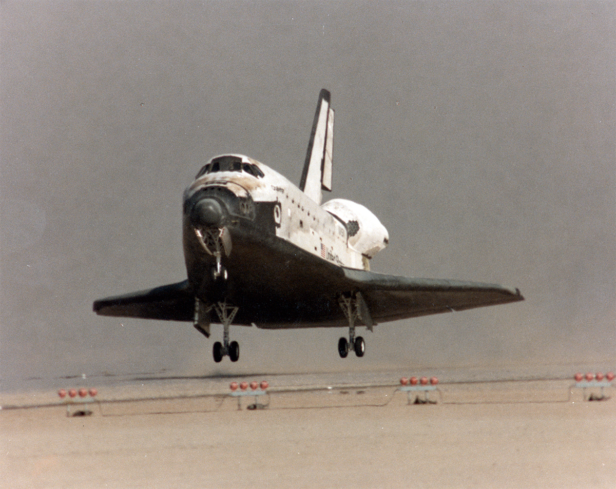 Space Shuttle CHALLENGER (OV-099) – leetvanskee.com
